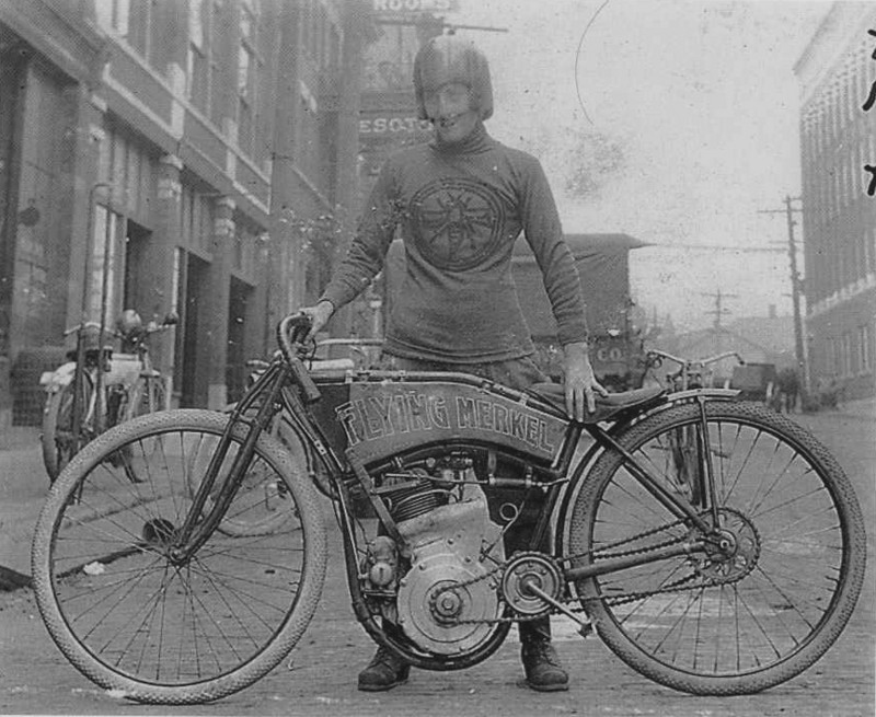 Antique Machinery and History | Photo: ...Harley Davidson Factory ...