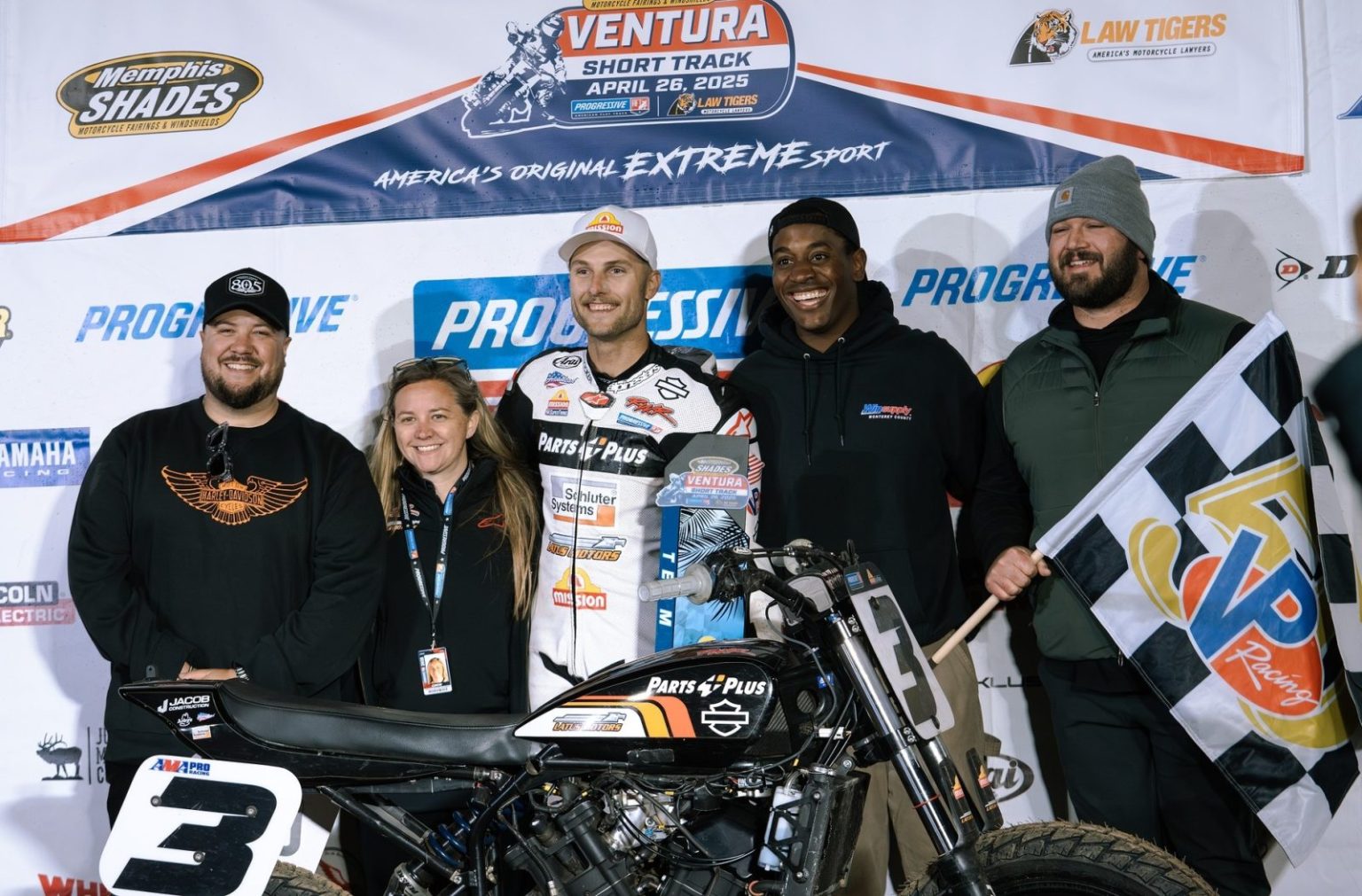 BRIAR BAUMAN RACES HARLEY-DAVIDSON XG750R TO MISSION AFT SUPERTWINS ...